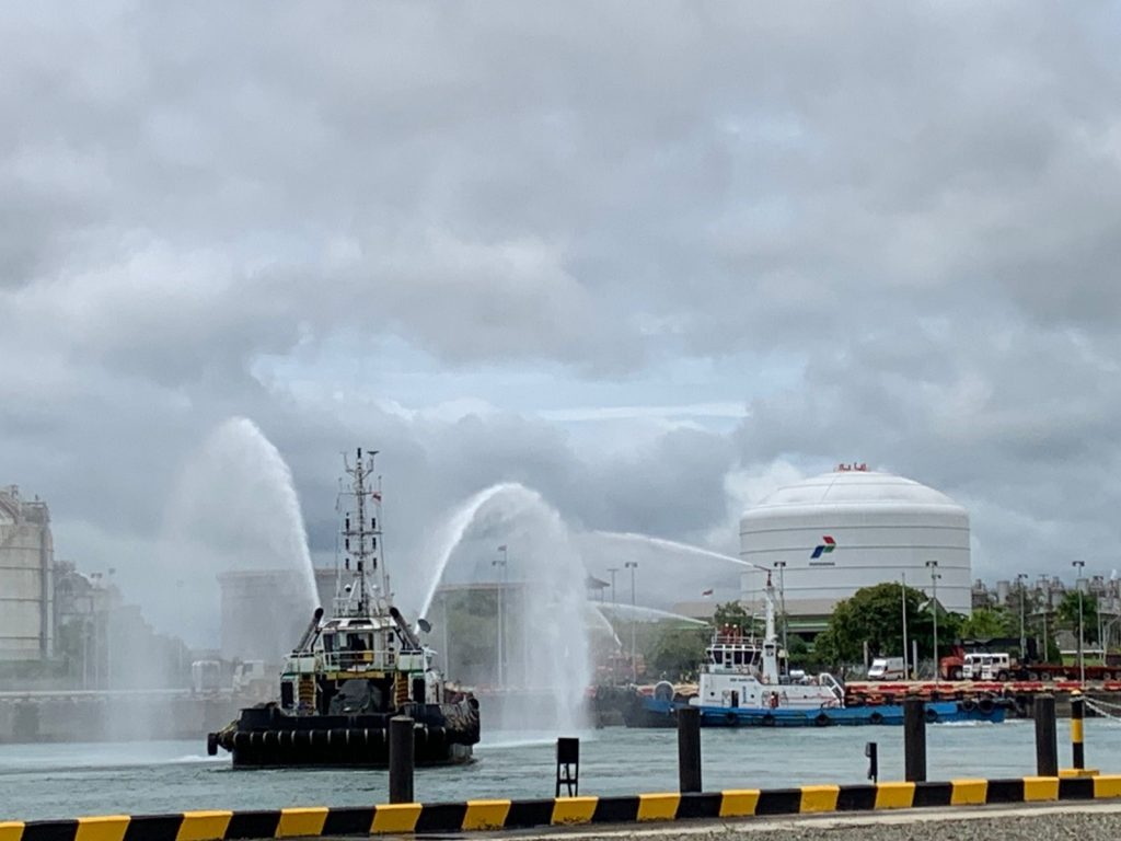 PT Badak LNG Gelar Exercise International Ship and Port Facility ...