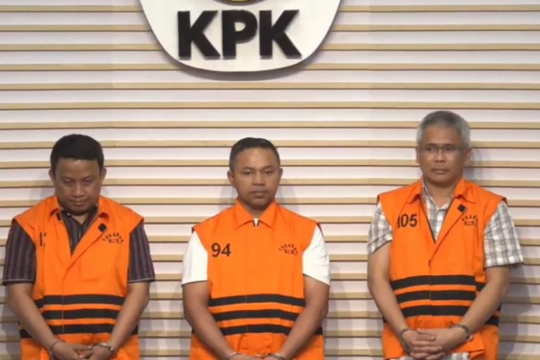 KPK Tetapkan Gubernur Riau Abdul Wahid dan Dua Pejabat Lain sebagai Tersangka Korupsi - RADAR ...